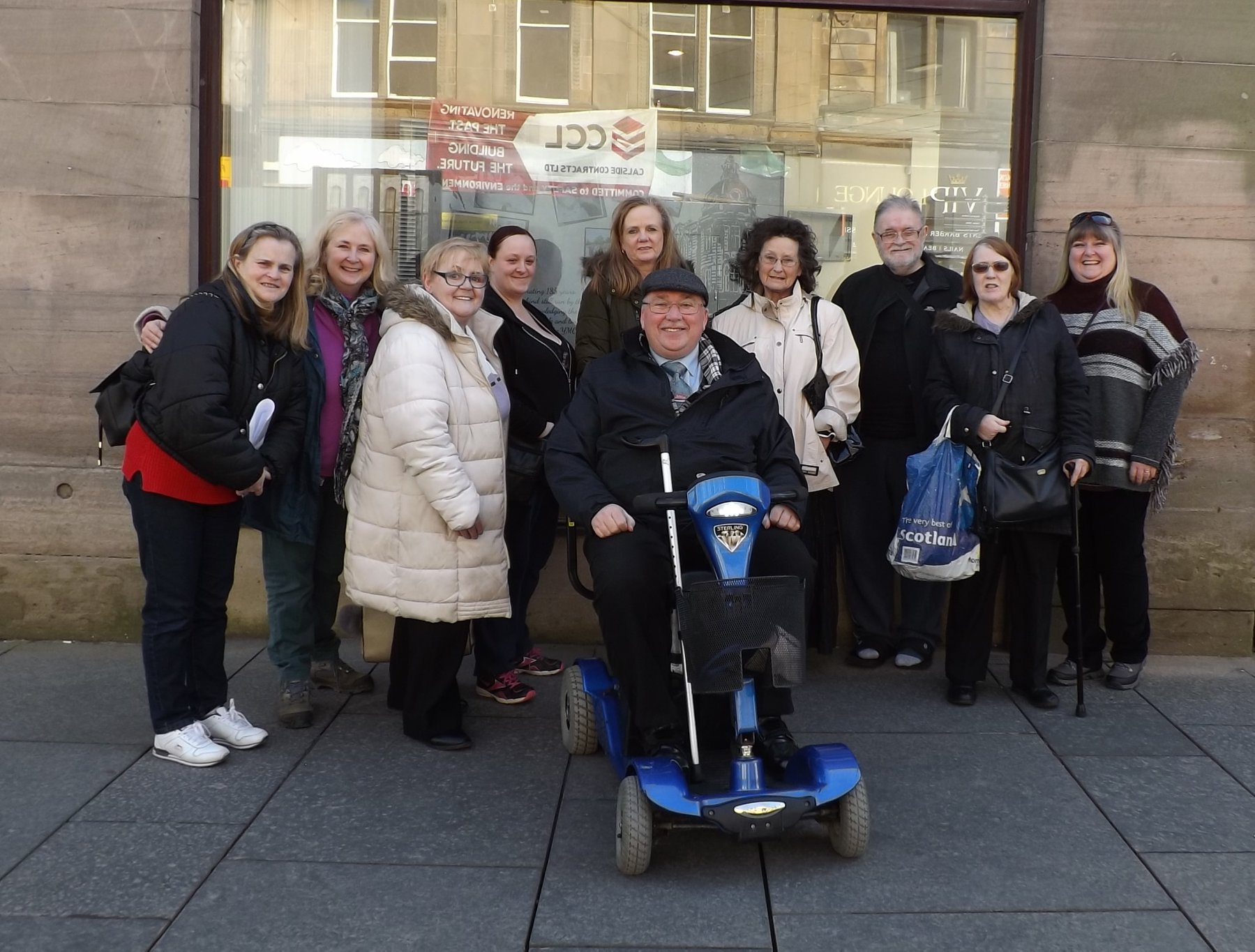 29511976_les | Paisley Walking Tours on Wheels